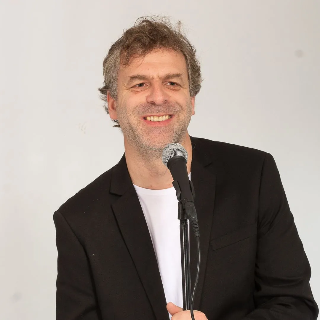 Kristof: el 1er belga que hace Stand Up en español